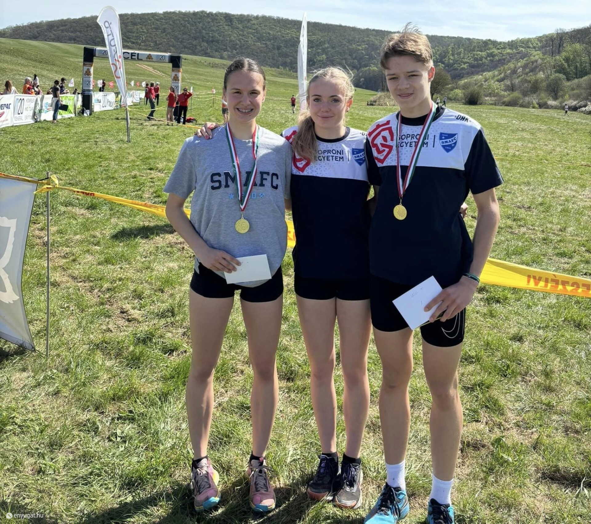 A SMAFC atlétái a dobogó tetejére futottak