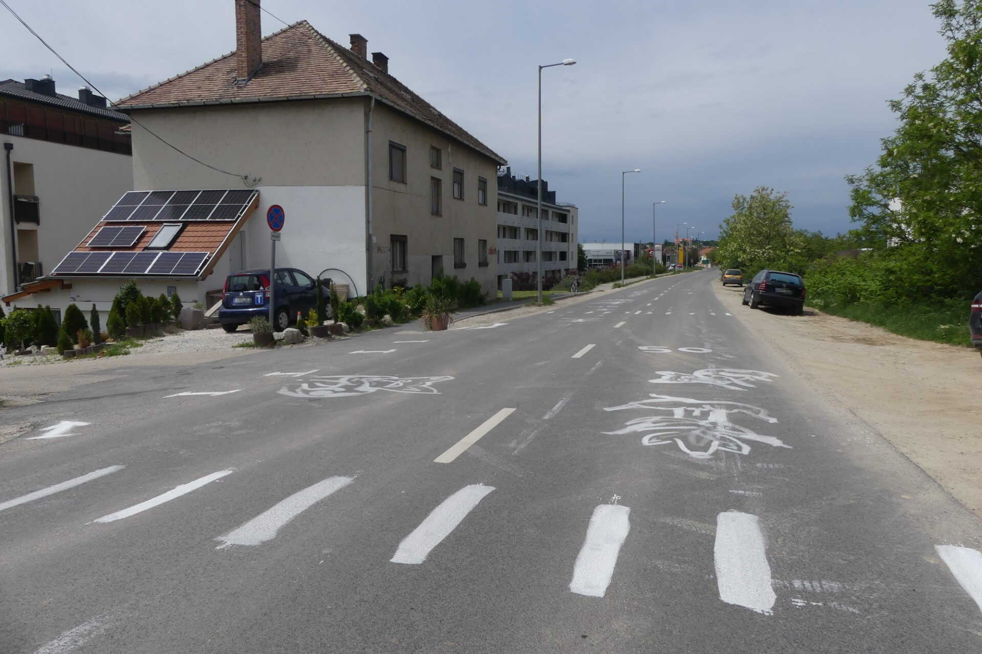 Lassíts végre! Figyelemfelkeltés a Balfi úton