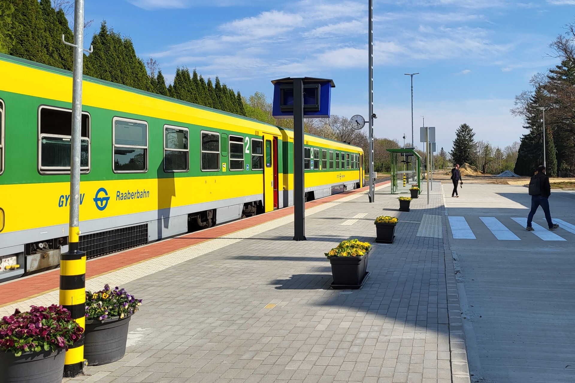 kimarad-2-vonat-szombathely-s-k-szeg-k-z-tt-taxit-k-ldenek-az-utasok-rt