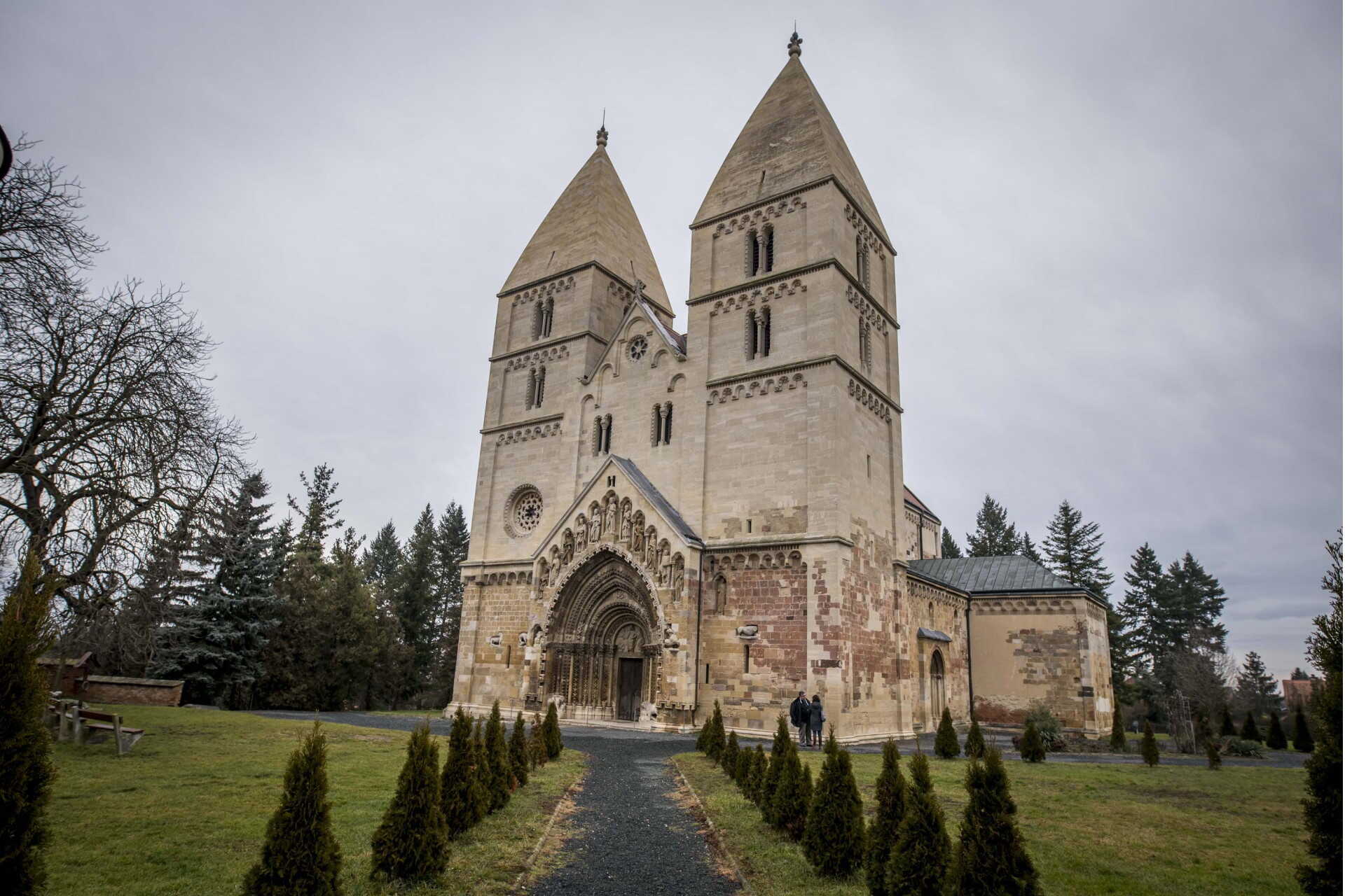 Két éven át nem látogatható a jáki templom