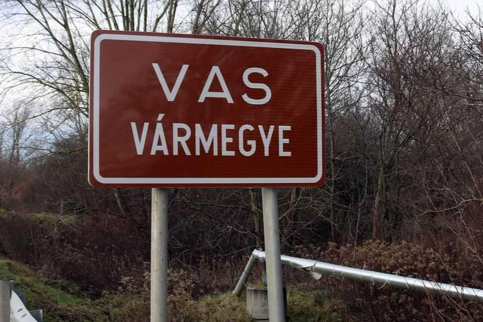 Körözik az egyik Vas vármegye jelzőtáblát